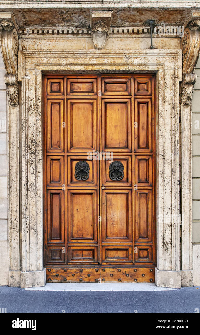 Türen hi-res stock photography and images - Alamy