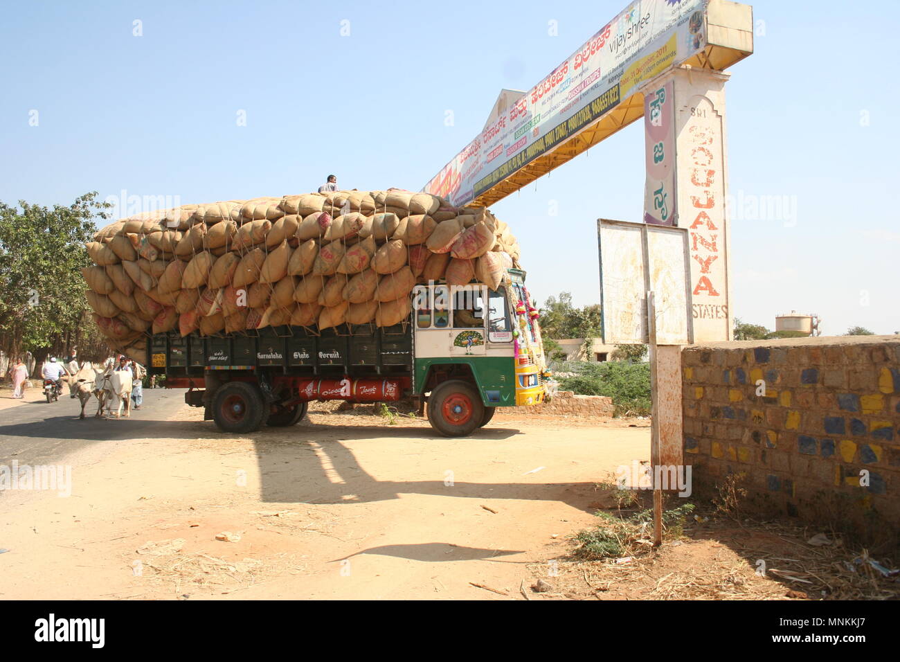 Lorry funny hi-res stock photography and images - Alamy