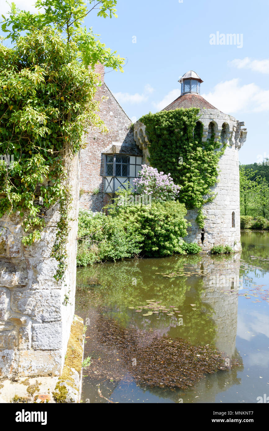 Scotney Castle, Lamberhurst Kent Stock Photo - Alamy