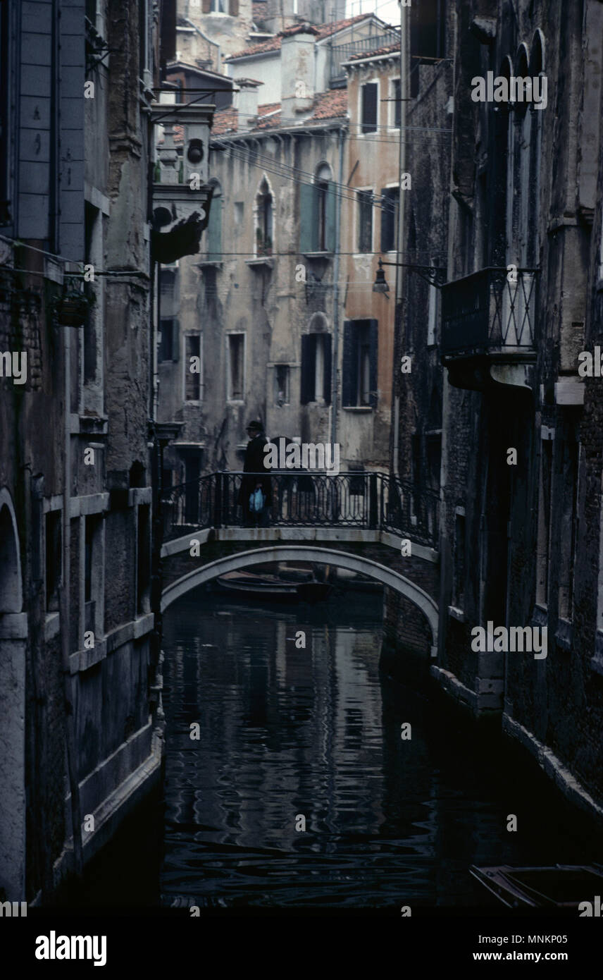 Canal street corner hi-res stock photography and images - Alamy