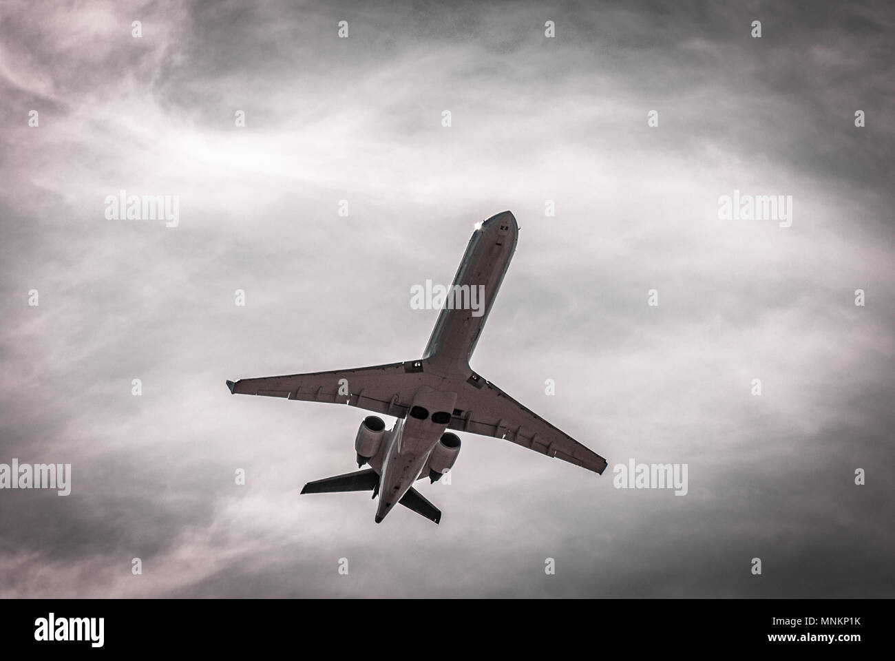 Airplane, Aircraft bottom, flying, take-off, landing Stock Photo - Alamy
