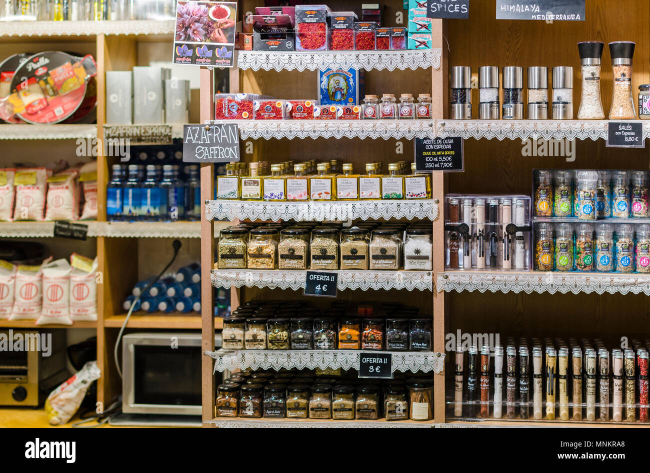 Spices stand hi-res stock photography and images - Alamy