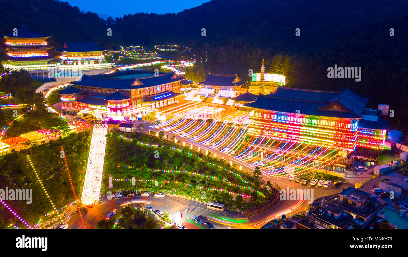 Korea buddha temple hi-res stock photography and images - Alamy