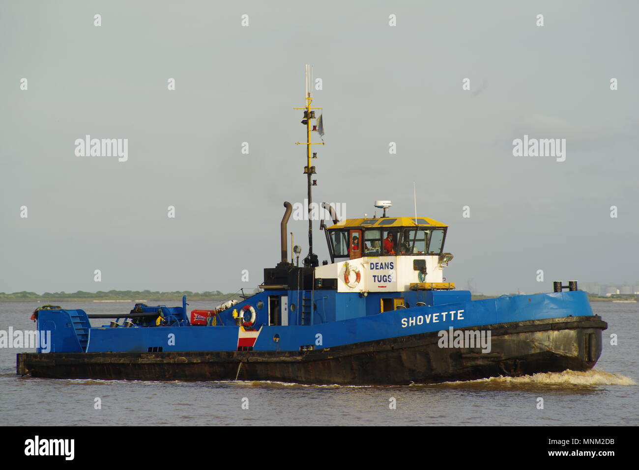Tug Shovette of Deans Tugs on the Humber Estuary Hull Stock Photo - Alamy