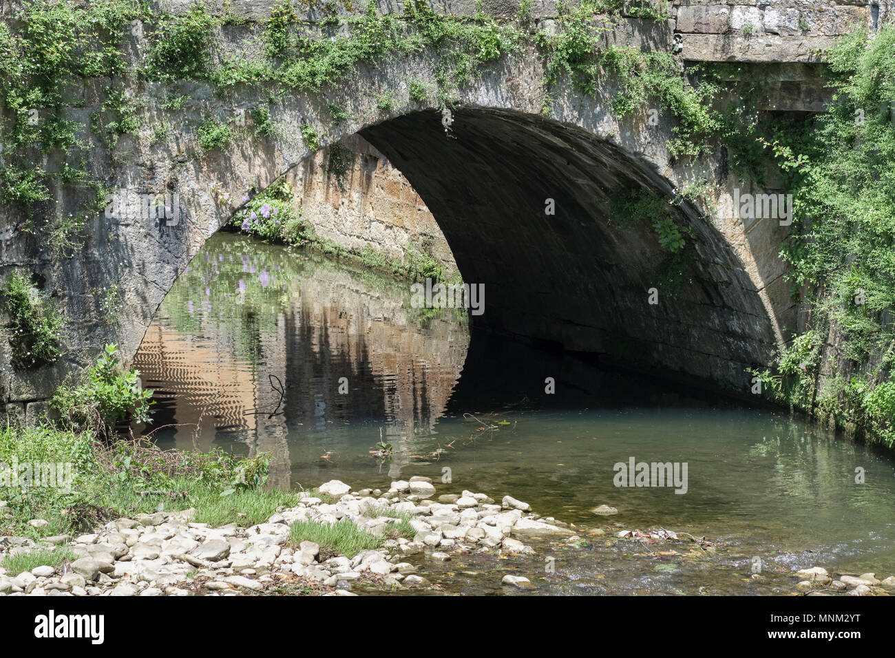 Old Stone bridge over the Ibaizabal River, Durango, Vizcaya, Pais Vasco ...