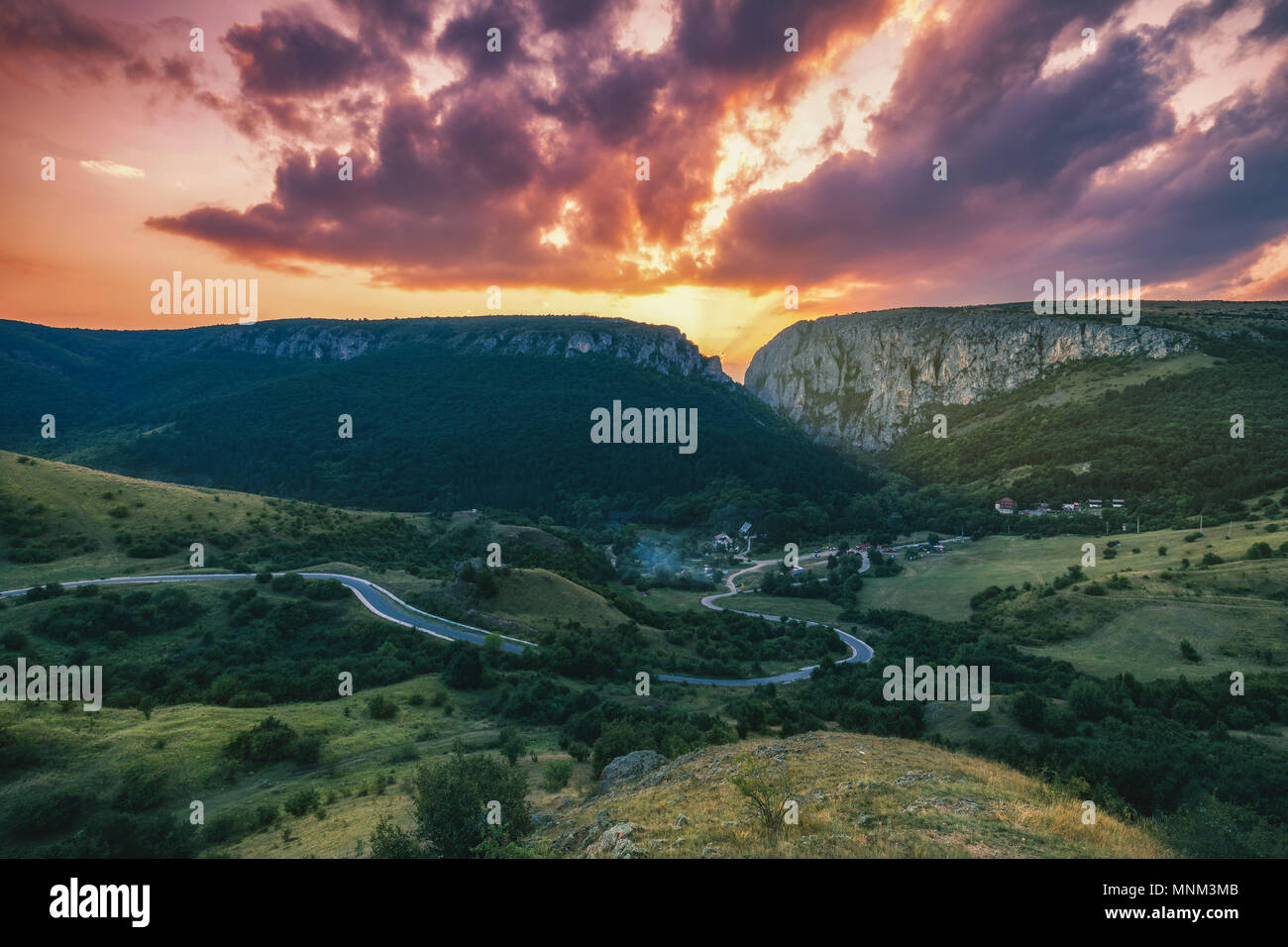 Turda gorge hi-res stock photography and images - Alamy