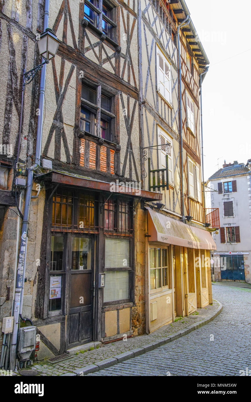 Half timber-framed houses (maison en pans de bois) in old Limoges ...