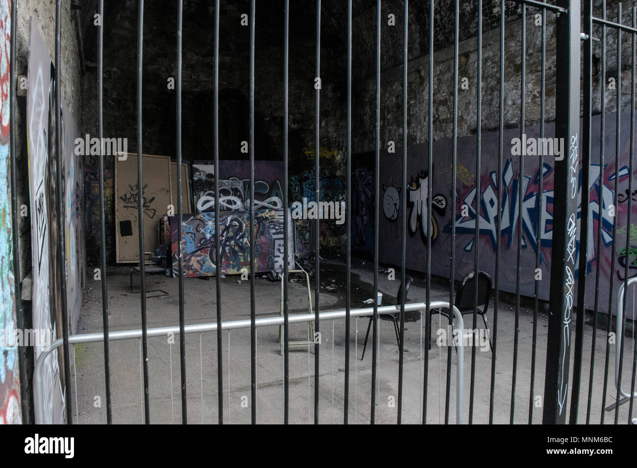 Graffiti rap hi-res stock photography and images - Alamy