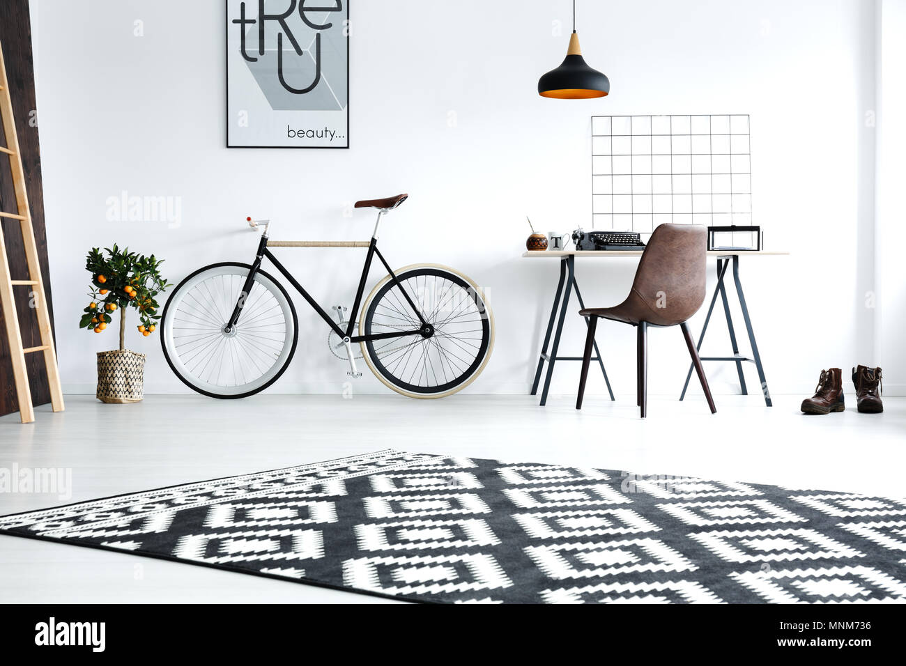 Studio flat hi-res stock photography and images - Alamy