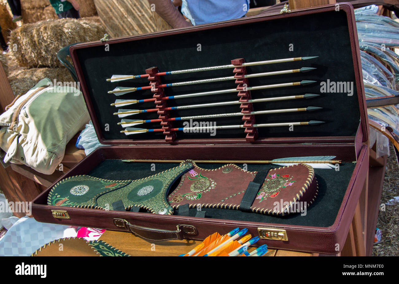 Retro arrow old weapon system archery Stock Photo - Alamy