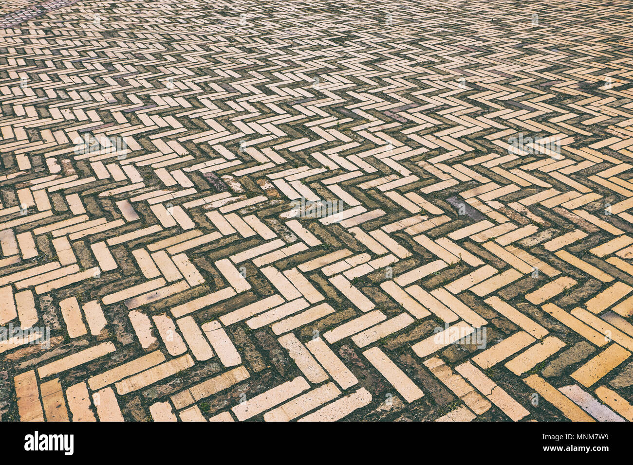 Full flooring hi-res stock photography and images - Alamy