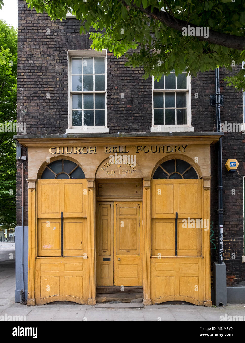 Whitechapel bell foundry hi-res stock photography and images - Alamy