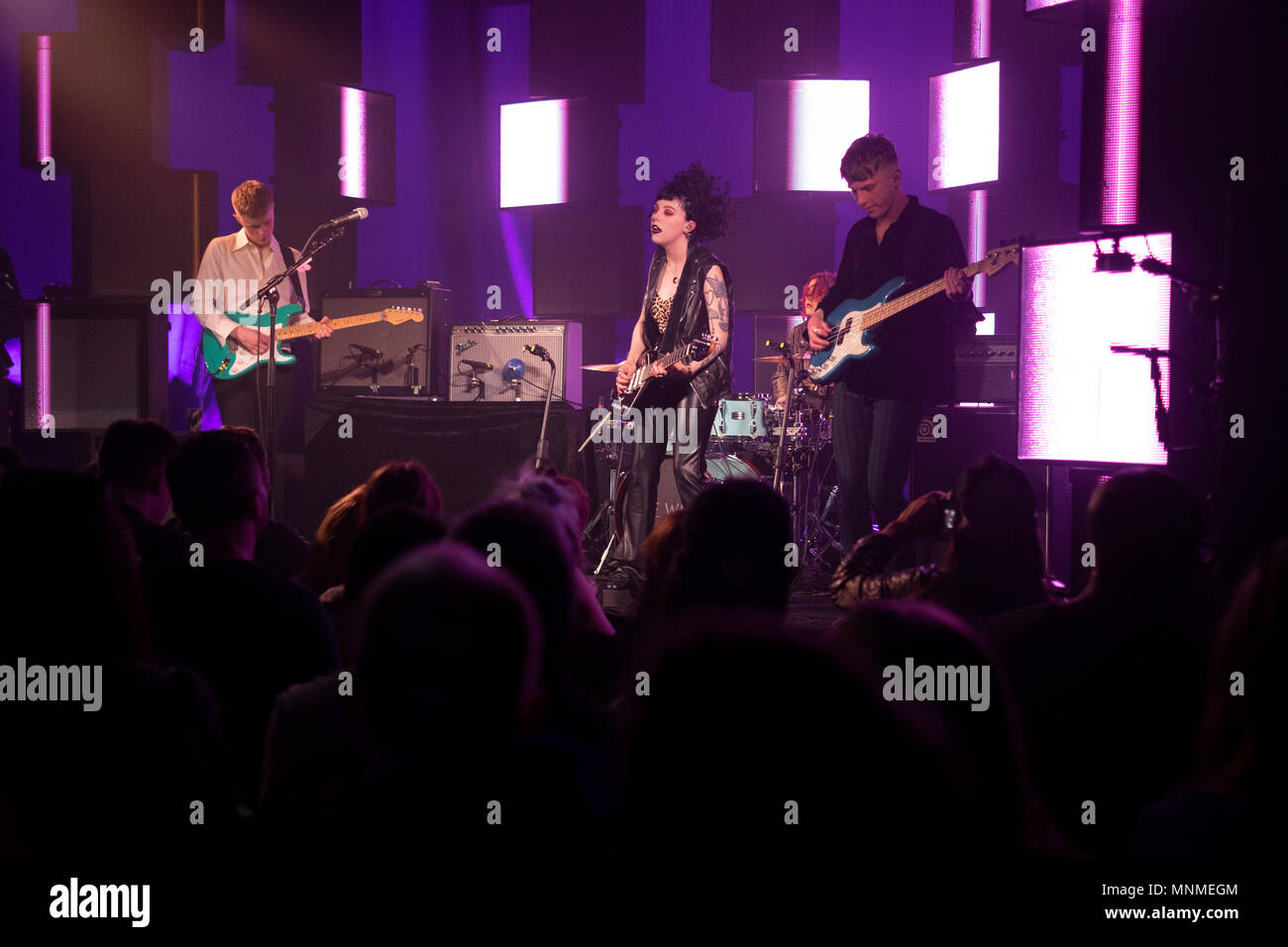 Pale waves band hi-res stock photography and images - Alamy