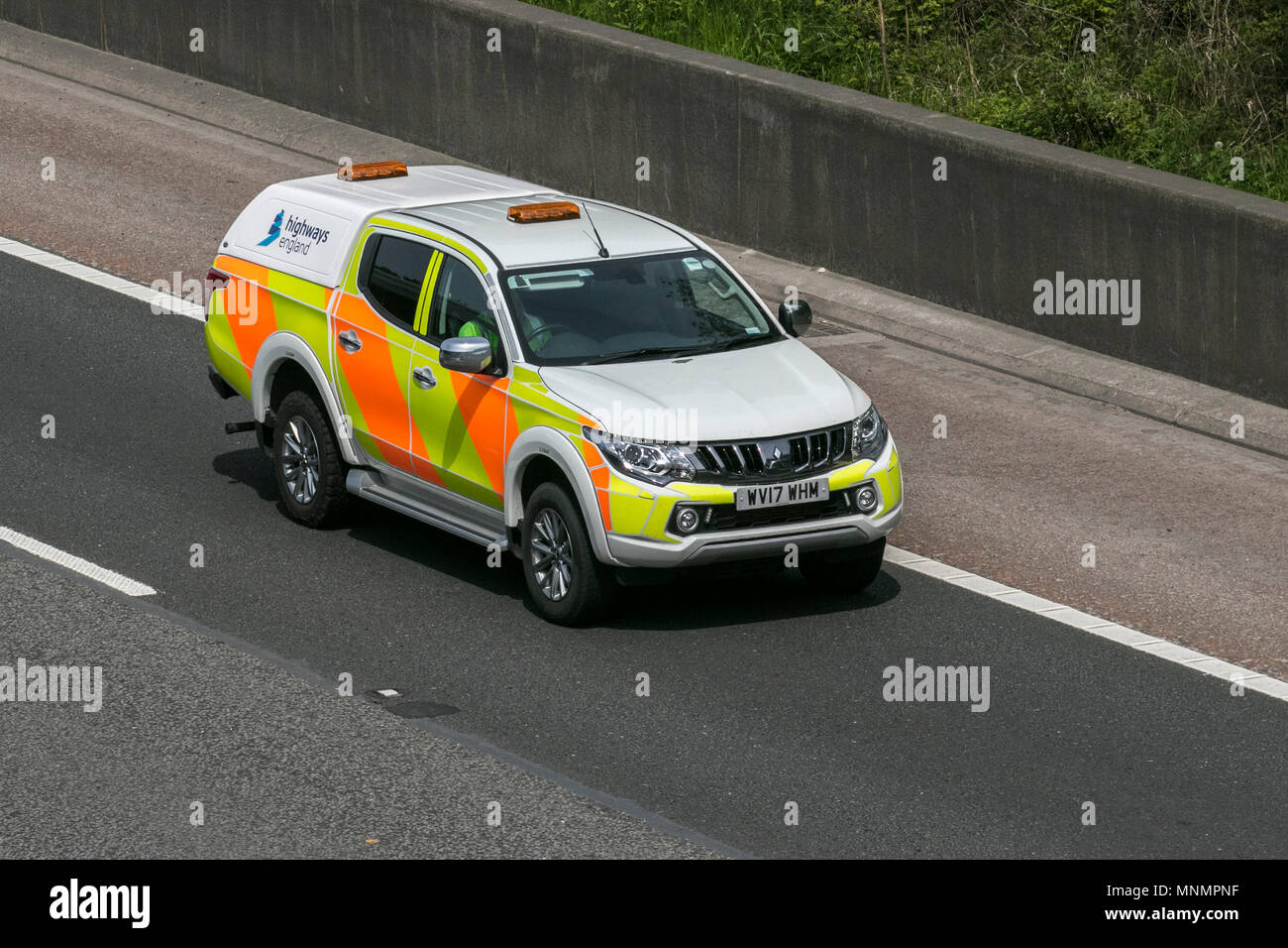 Highways Agency; Vehicular traffic, transport, modern vehicles, saloon ...