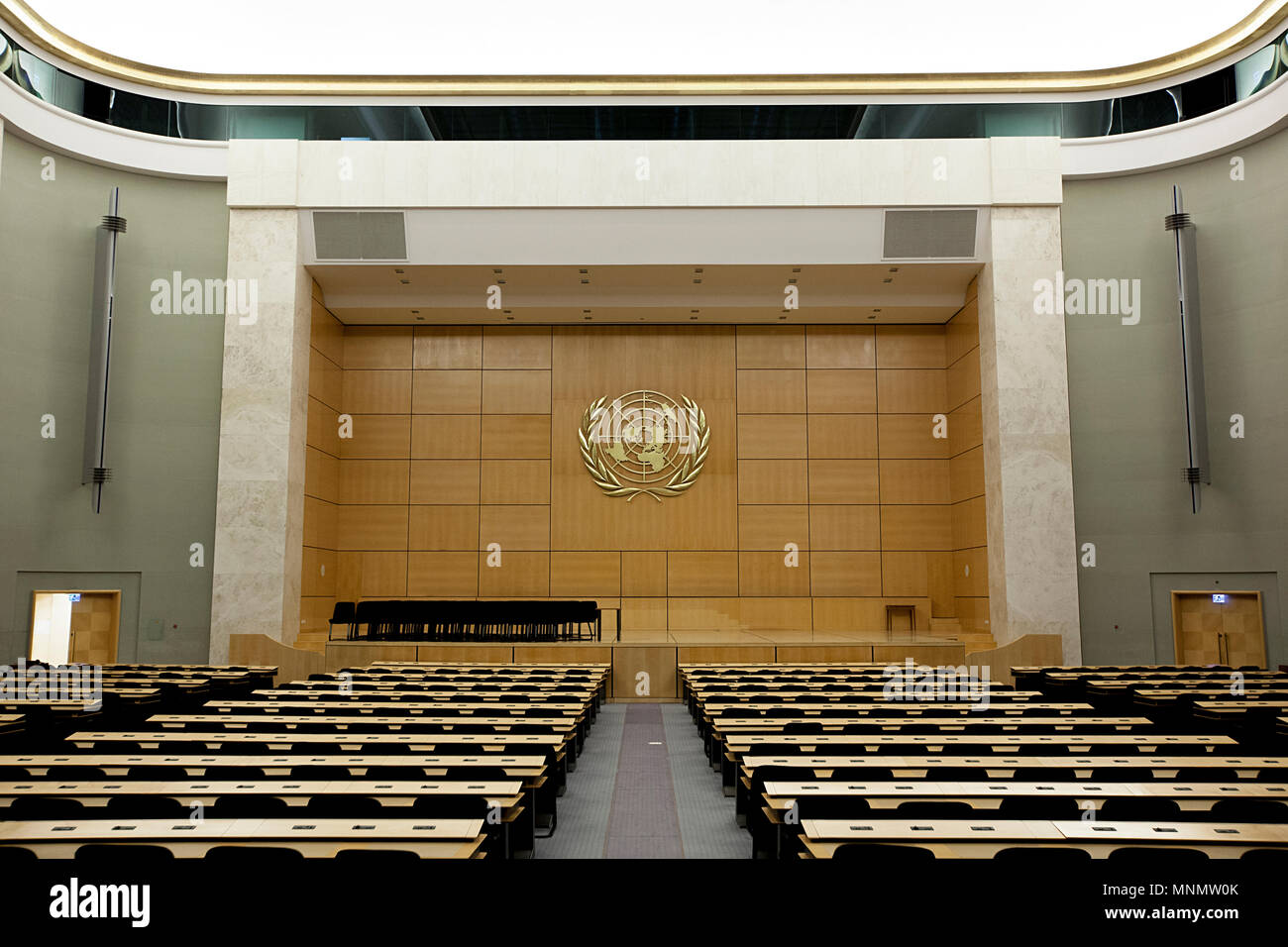 United nations headquarter room hi-res stock photography and images - Alamy