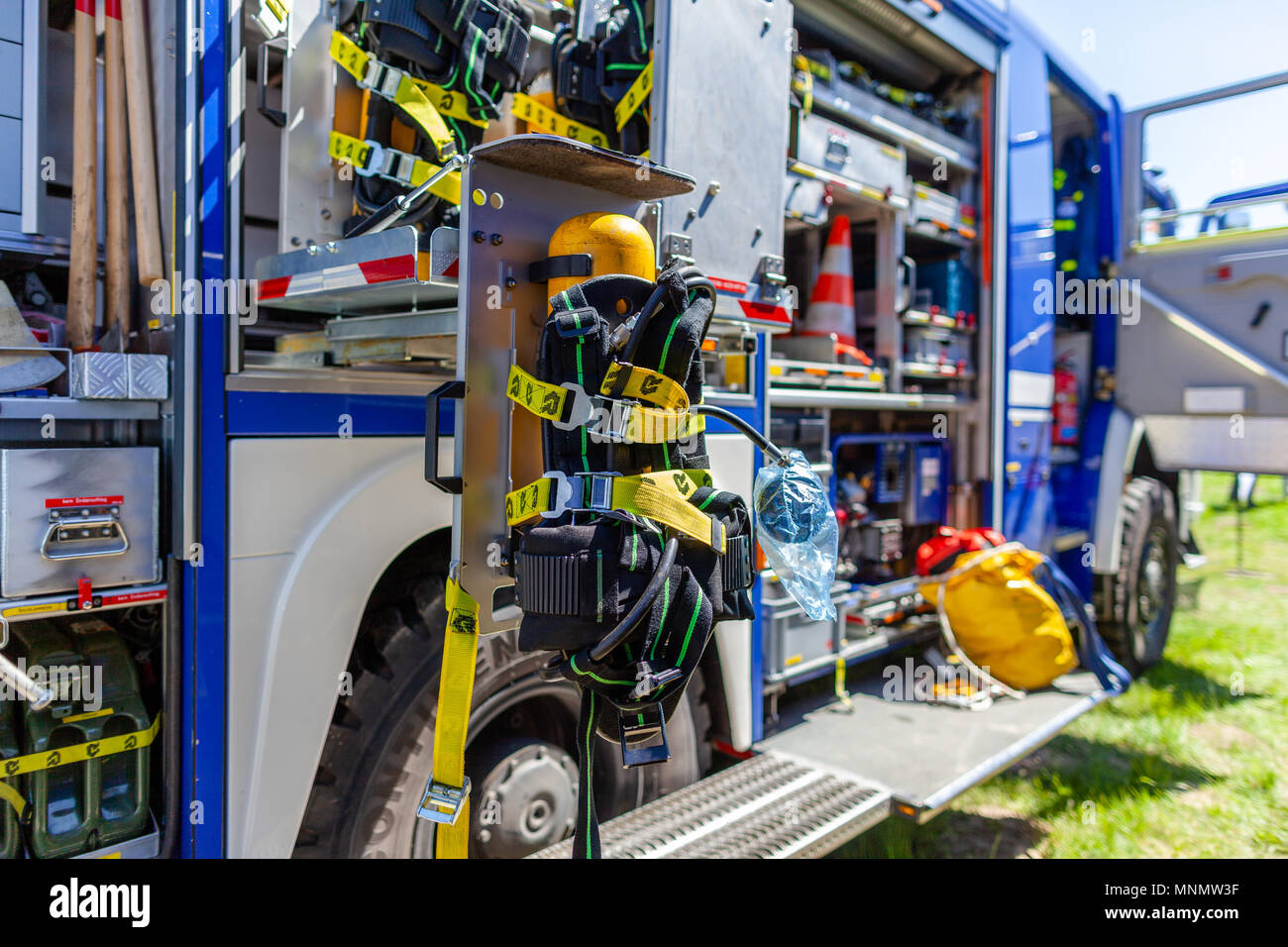 Thw Truck High Resolution Stock Photography and Images - Alamy