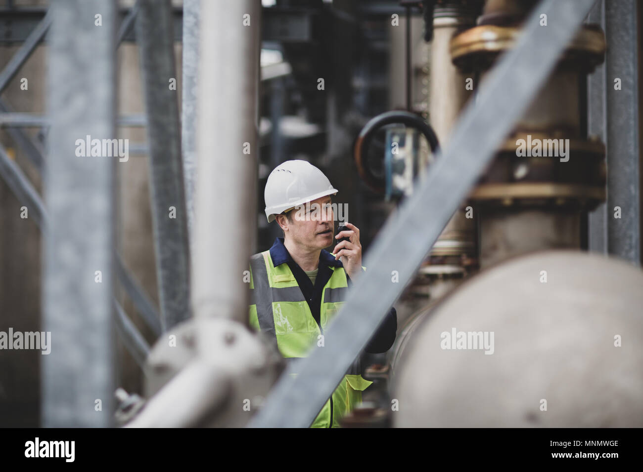 Engineer worker using radio hi-res stock photography and images - Alamy