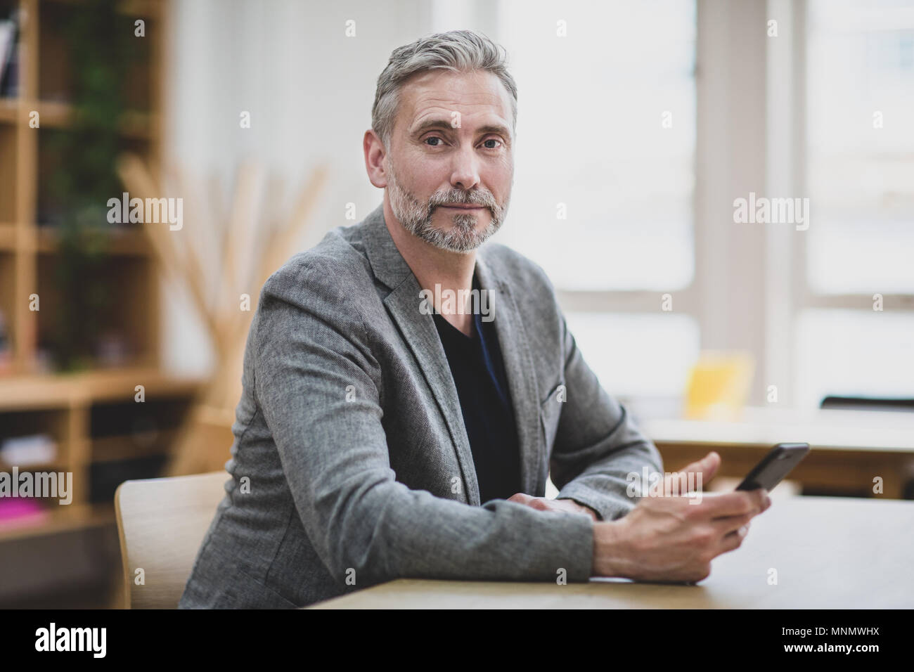 Businessman portrait hi-res stock photography and images - Alamy