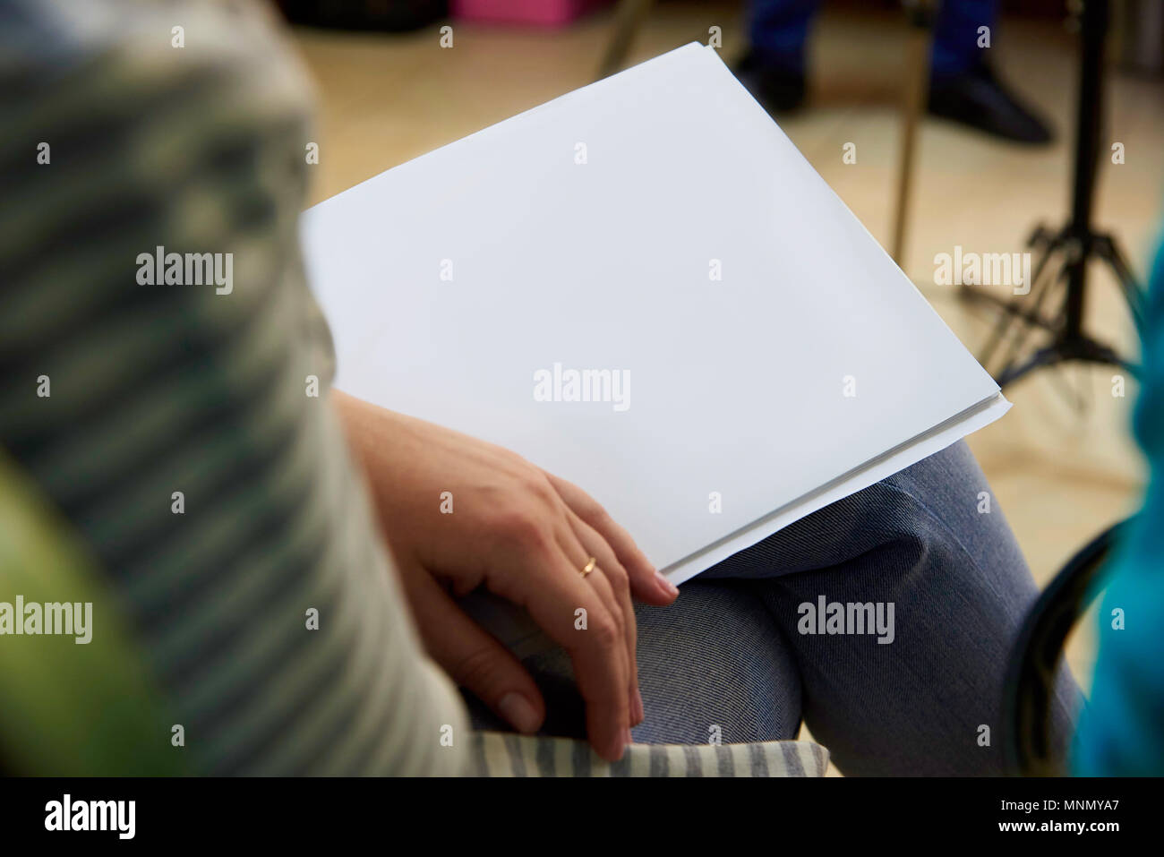 Journalist interview notepad hi-res stock photography and images - Alamy