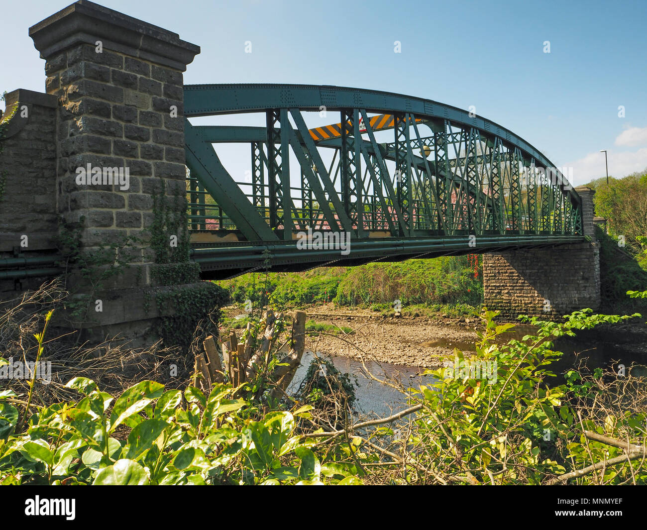Single lane bridge hi-res stock photography and images - Alamy