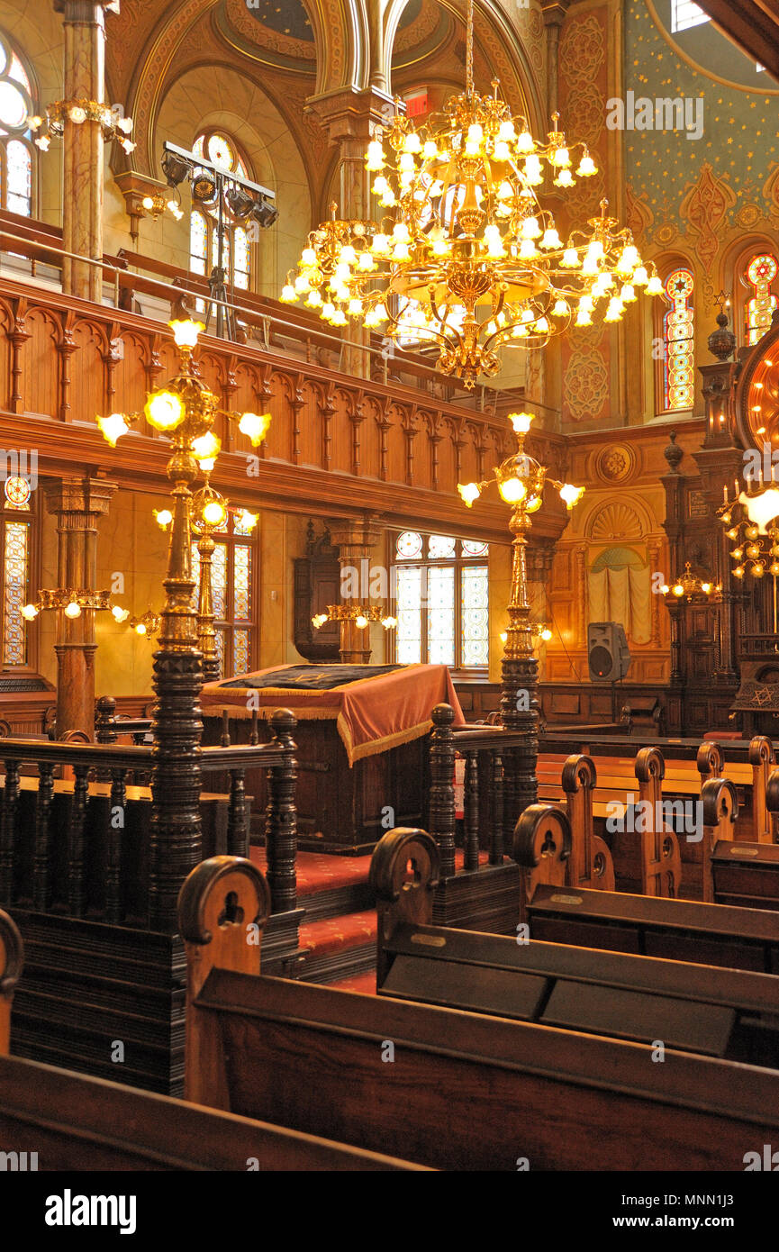 Eldridge street synagogue, new york hi-res stock photography and images ...