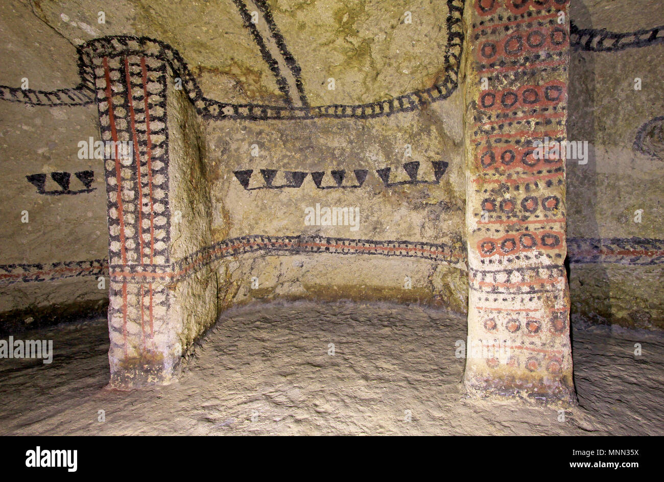 Pillars in an ancient tomb, Tierradentro, Colombia Stock Photo - Alamy