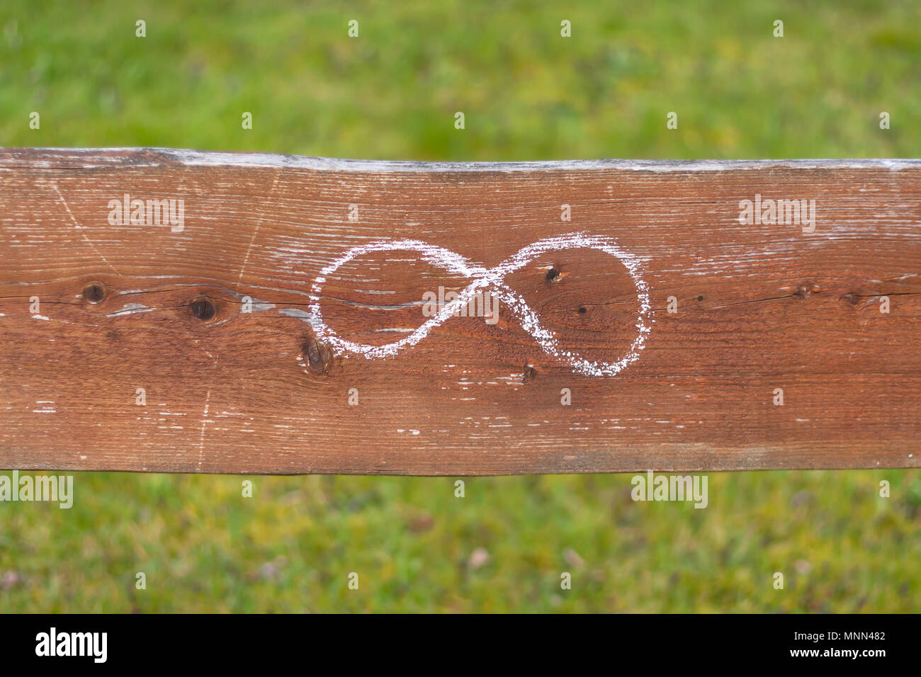 Infinity sign hi-res stock photography and images - Alamy