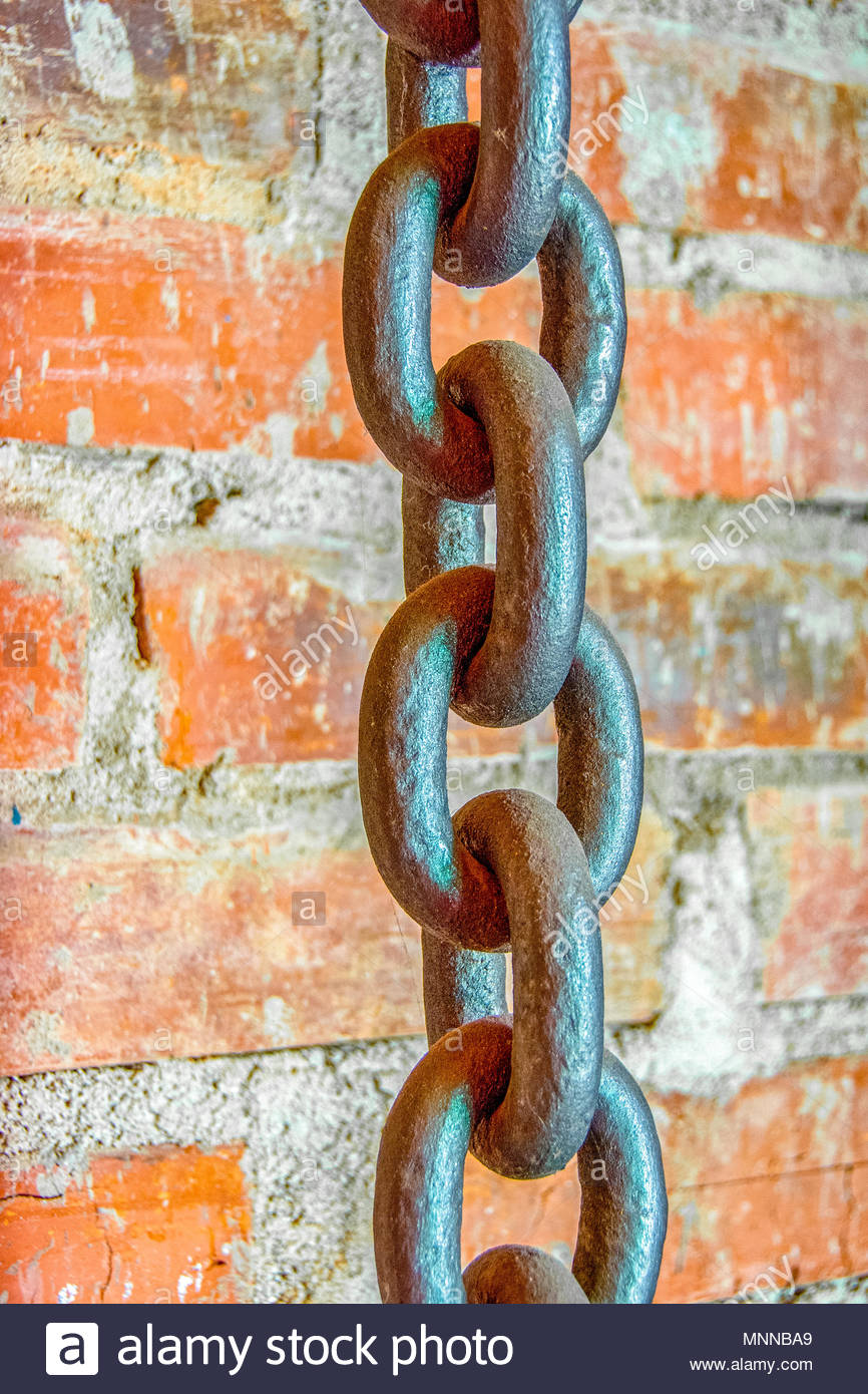 Vertical Chain Stock Photos & Vertical Chain Stock Images - Alamy
