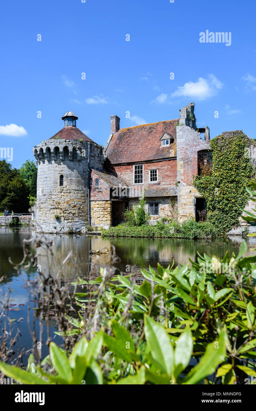 Scotney Castle, Lamberhurst Kent Stock Photo - Alamy