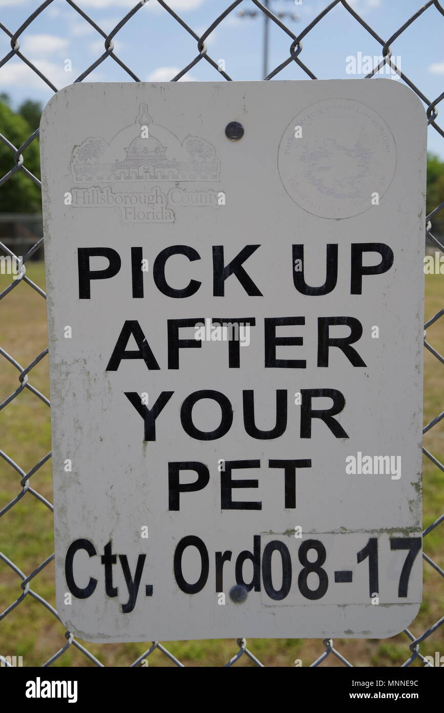 Pet sign posts hi-res stock photography and images - Alamy
