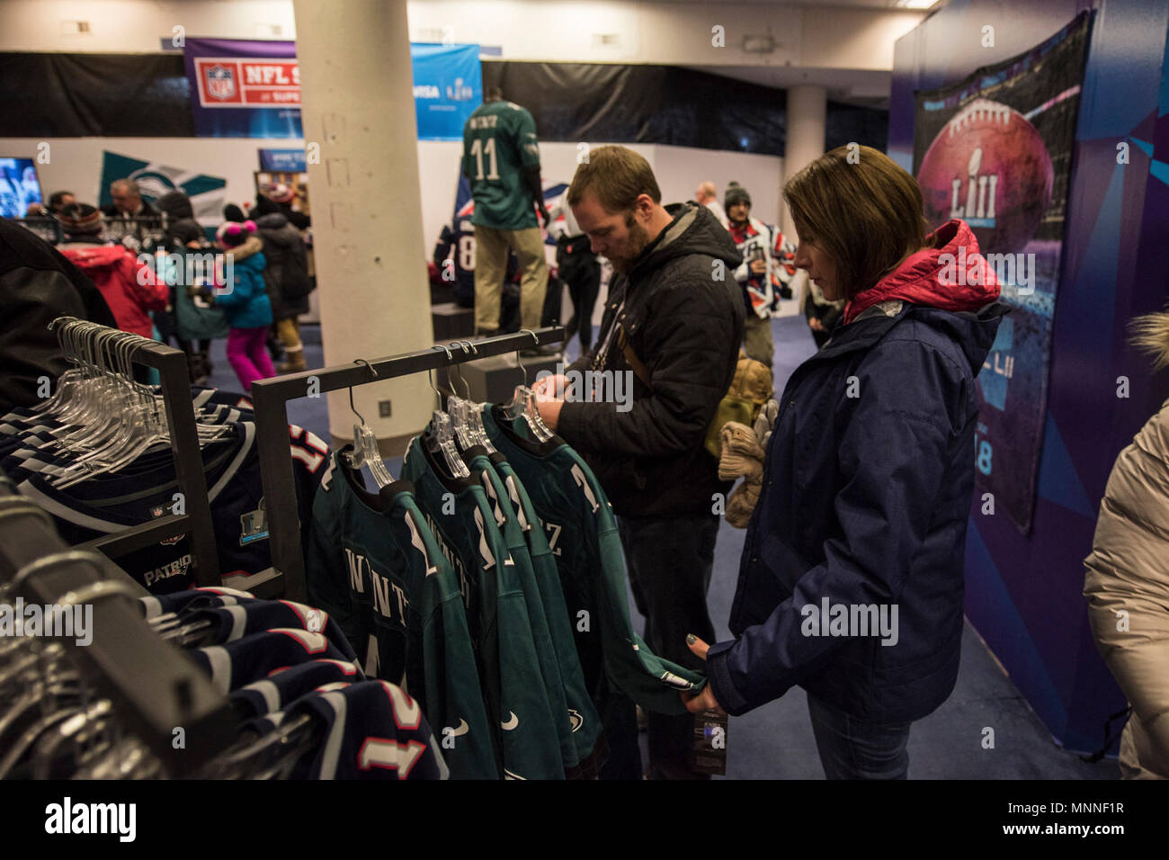 Hsi agents hi-res stock photography and images - Alamy