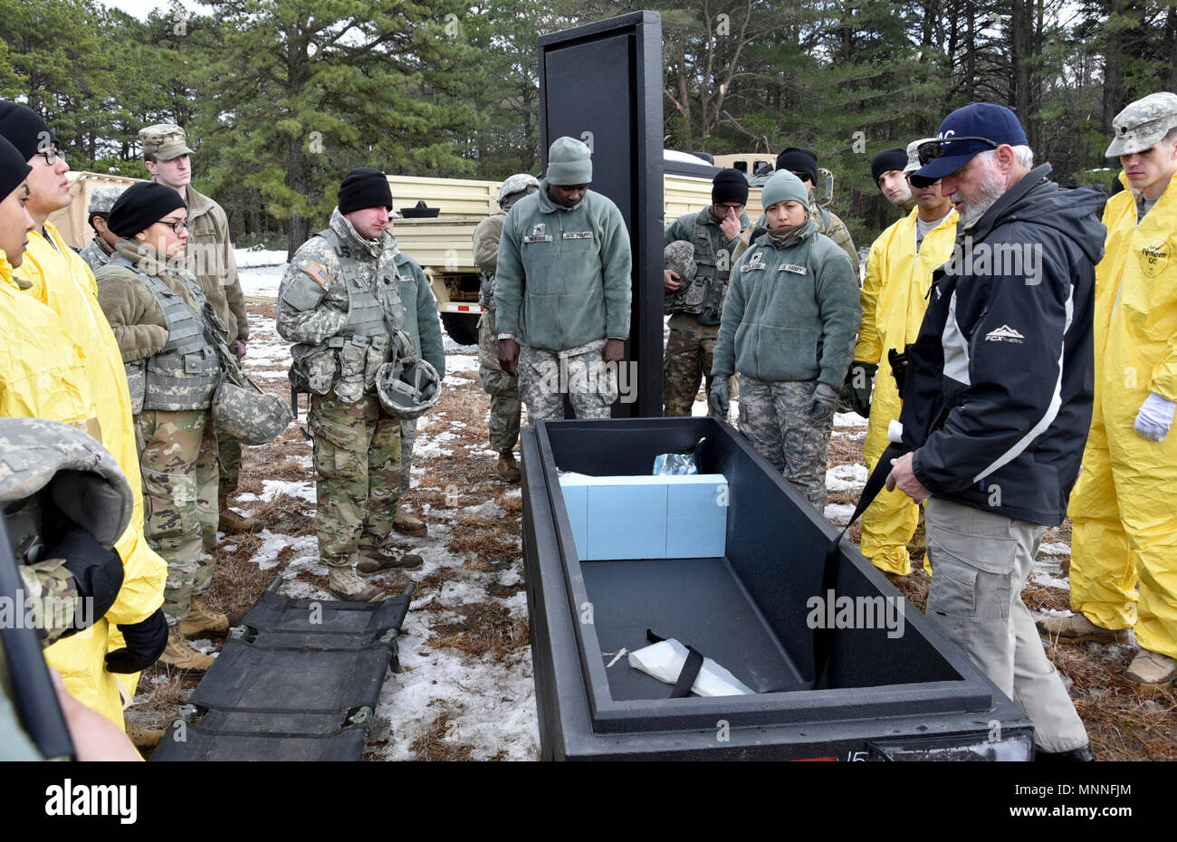 U s army mortuary affairs specialist hi-res stock photography and ...