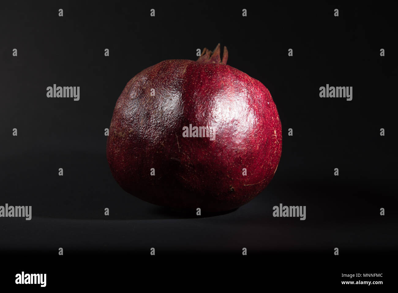 Grenade fruit hi-res stock photography and images - Alamy
