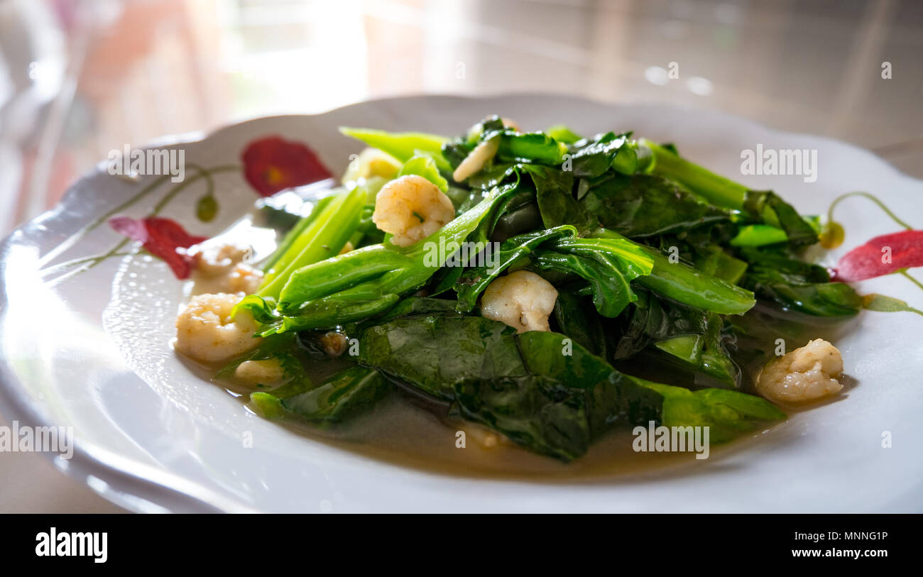 Cooked spring greens hi-res stock photography and images - Alamy