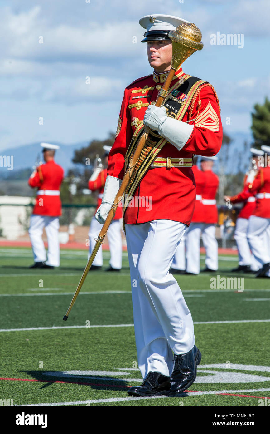 U.S. Marines with the "The Commandant’s Own", United States Marine Drum ...