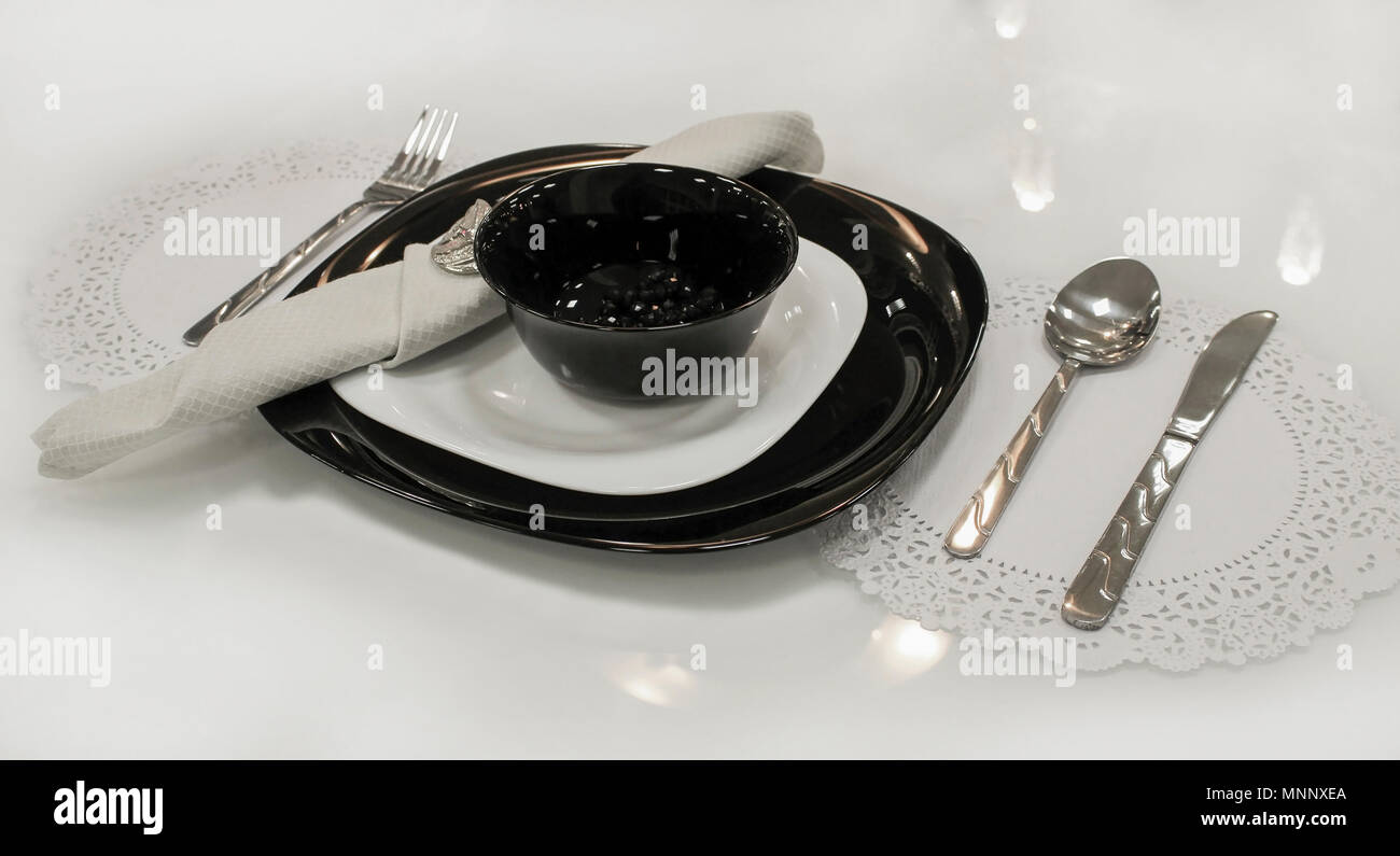 Dinner set for one person for serving of table Stock Photo - Alamy