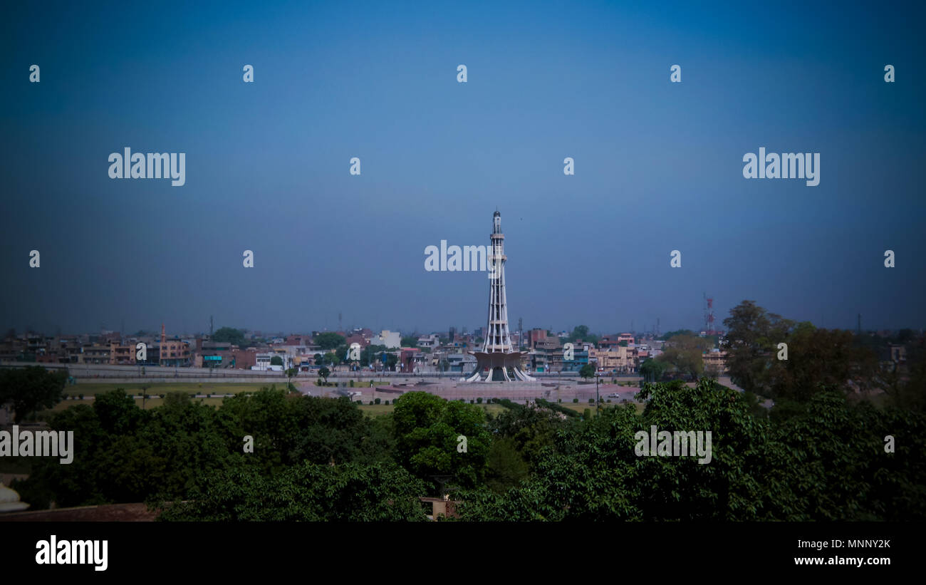 Minar e pakistan hi-res stock photography and images - Alamy