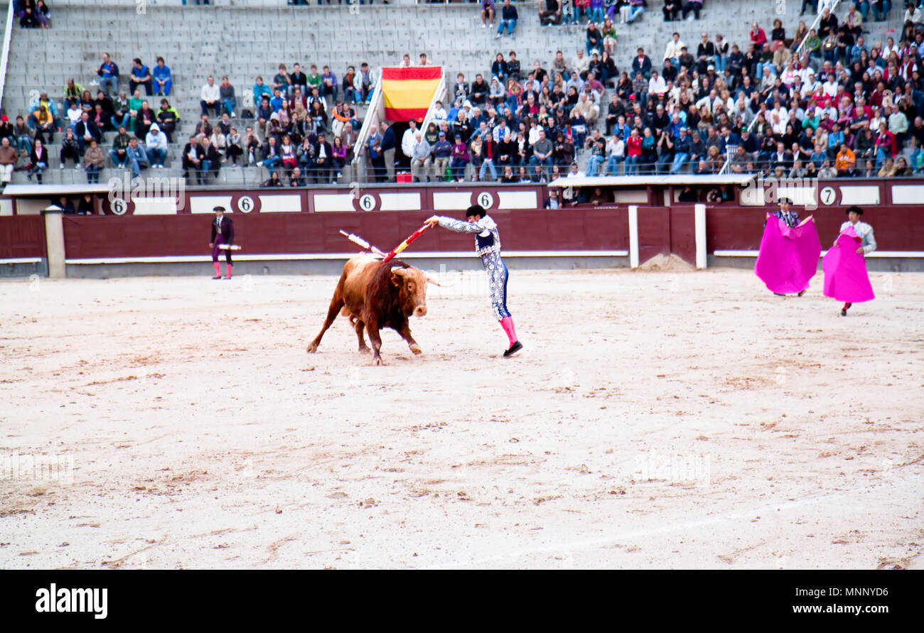 Bullfighting banderillero hi-res stock photography and images - Alamy
