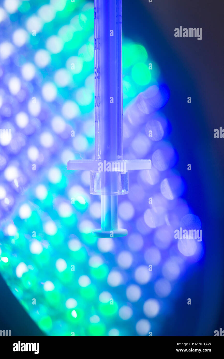 Medical needle injection for diabetic insulin and vaccine injections on ...