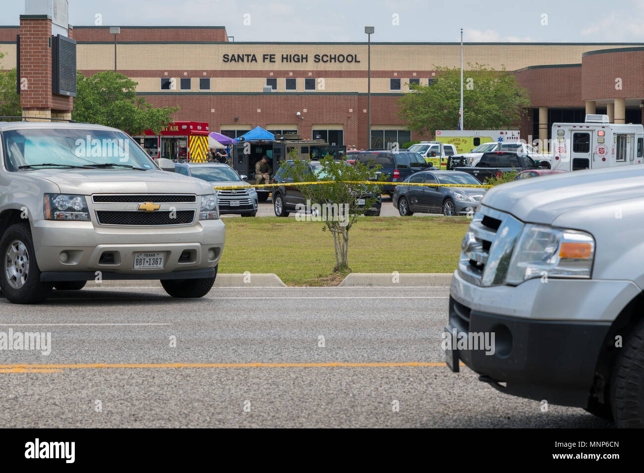 School shooting crime scene hi-res stock photography and images - Alamy