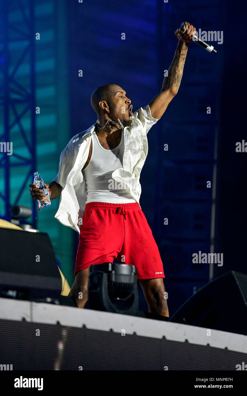 Youth rapper hi-res stock photography and images - Alamy