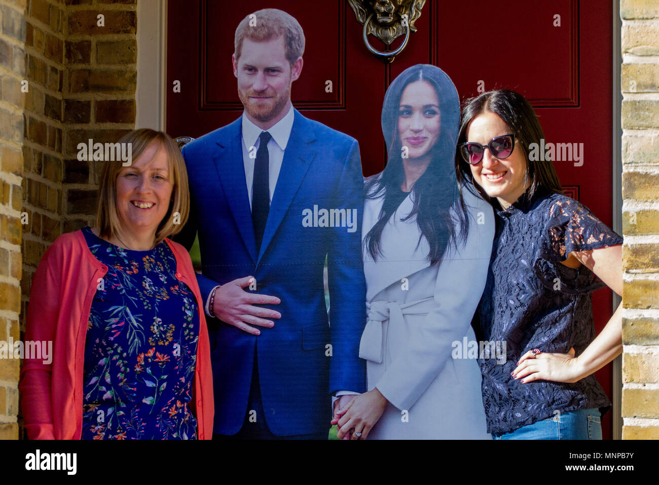 Windsor, Bershire, UK. 19th May, 2018. Spectators pose with cardboard ...