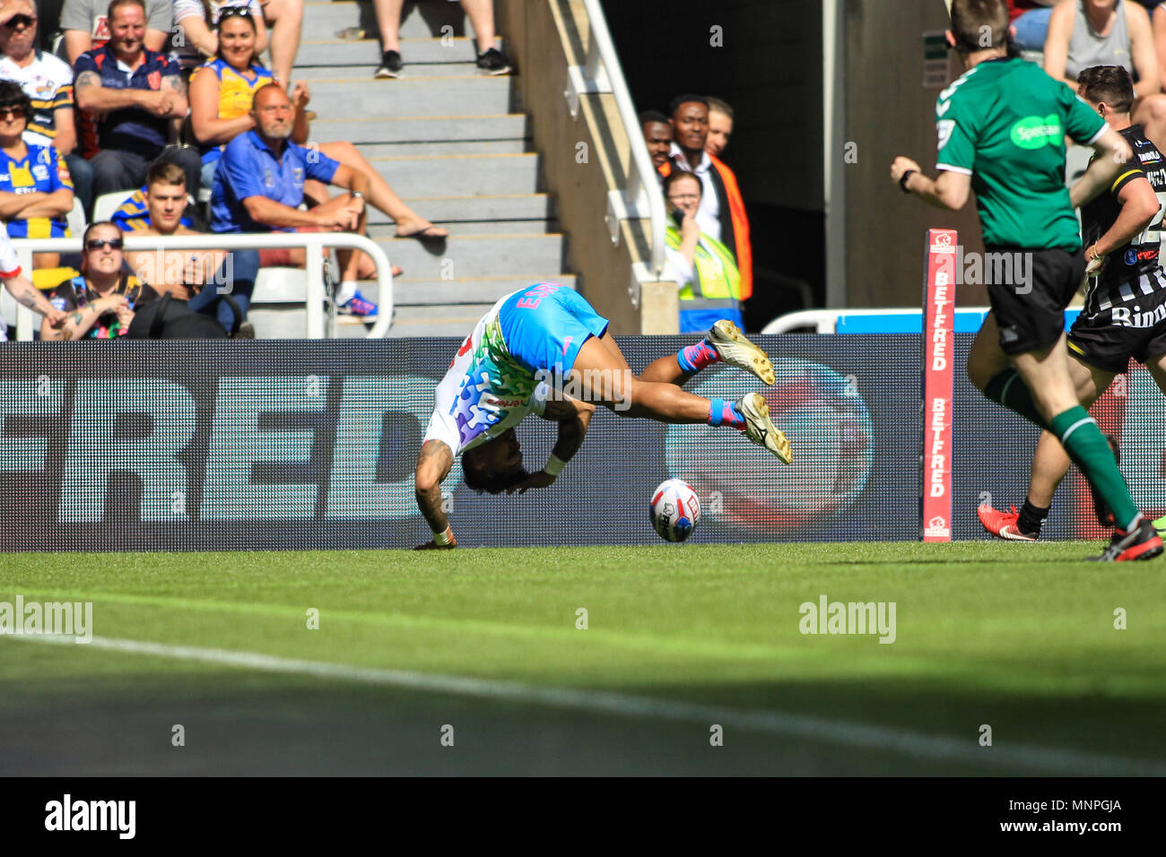 James barba hi-res stock photography and images - Alamy