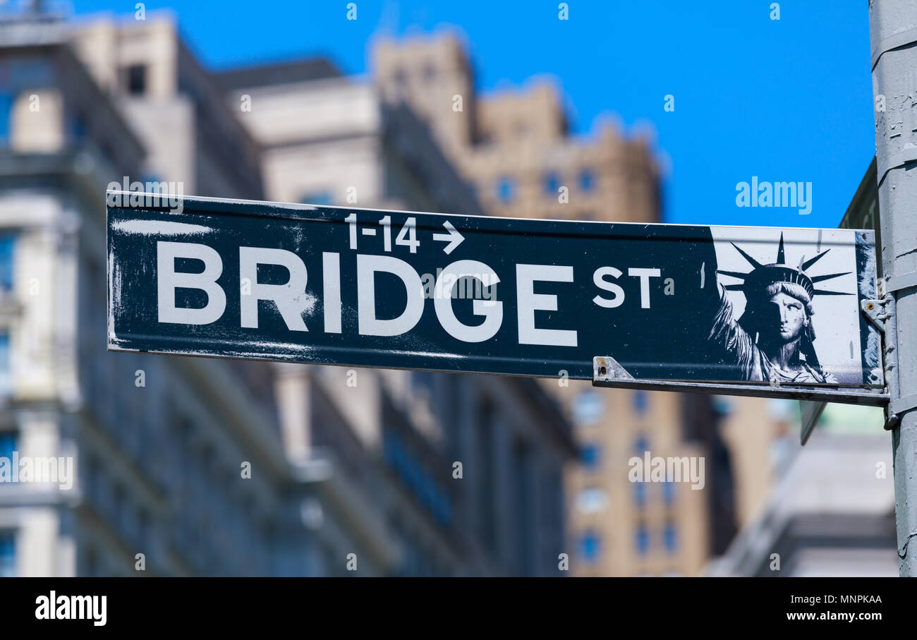 Bridge st, Road sign in New york city Stock Photo - Alamy