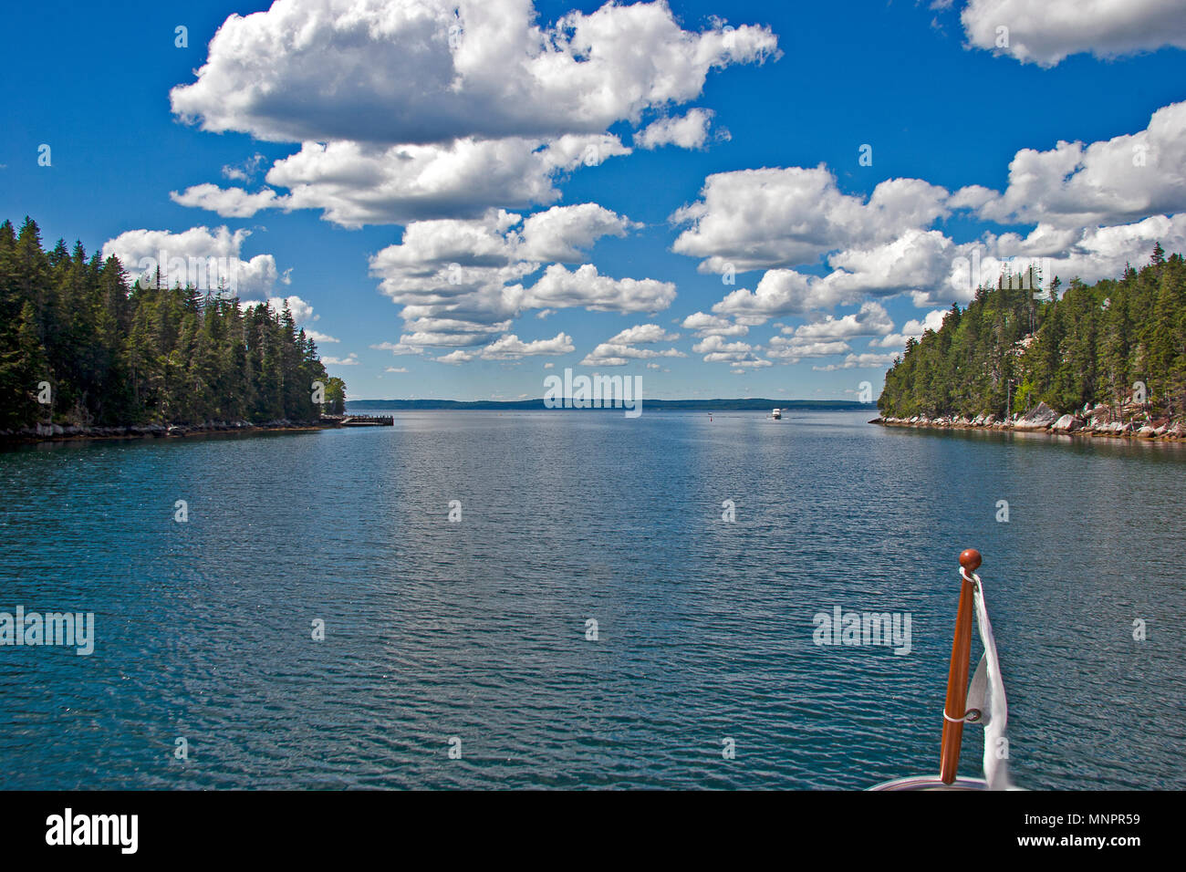 Deep cove hi-res stock photography and images - Alamy