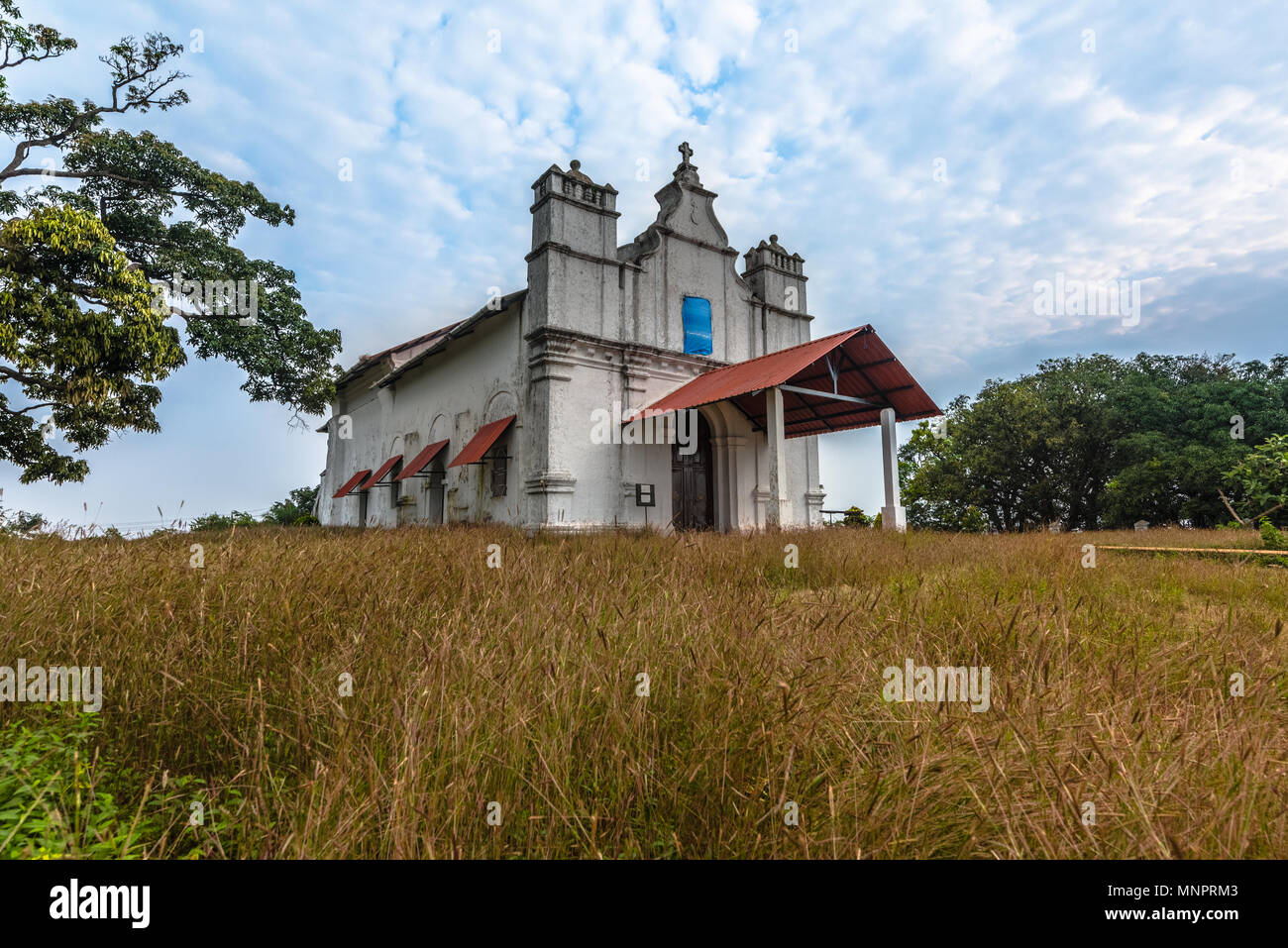 Three Kings Chapel a haunted place at Goa only for brave heart. Don't ...
