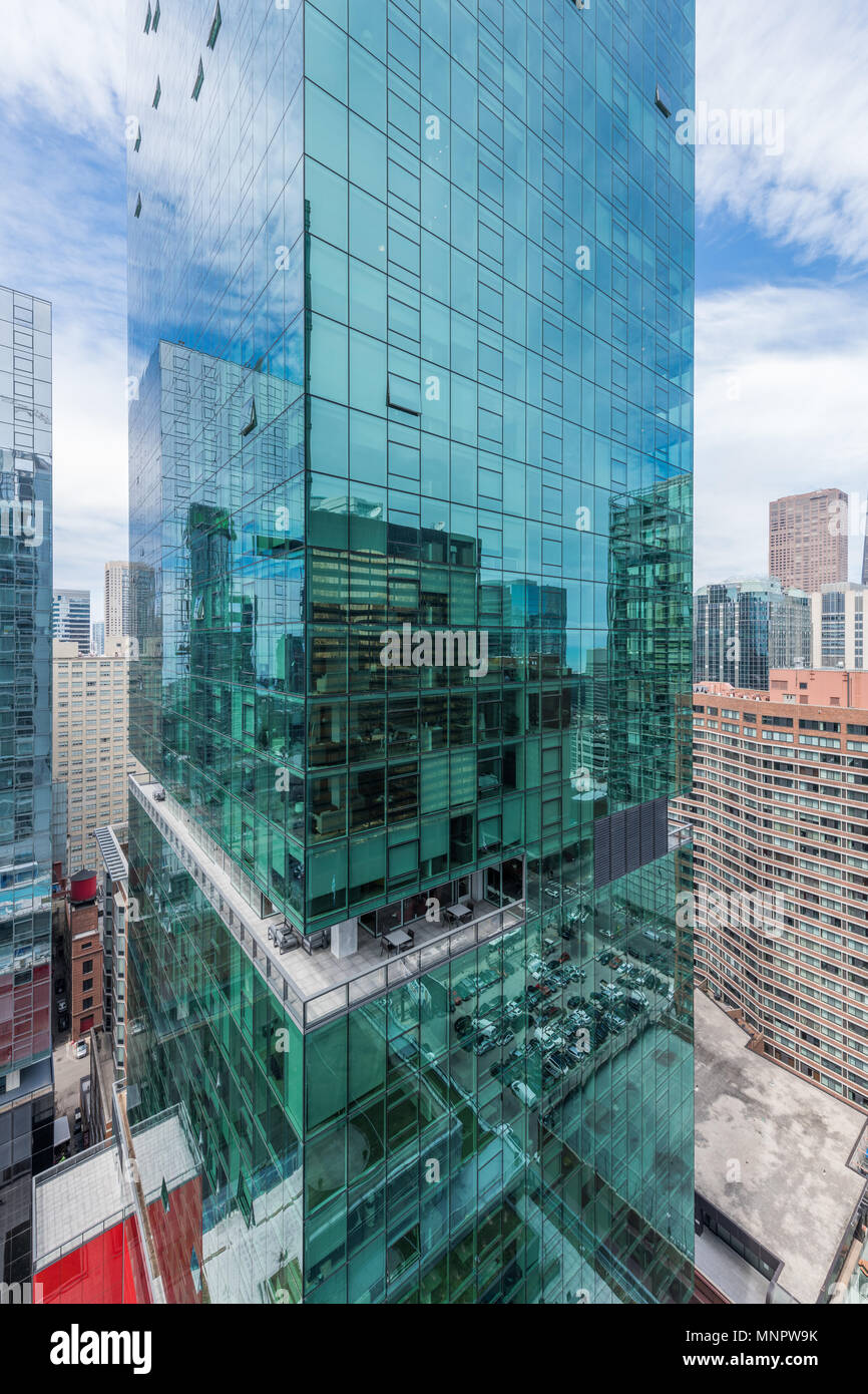 Optima Chicago Center - highrise residential building in the ...