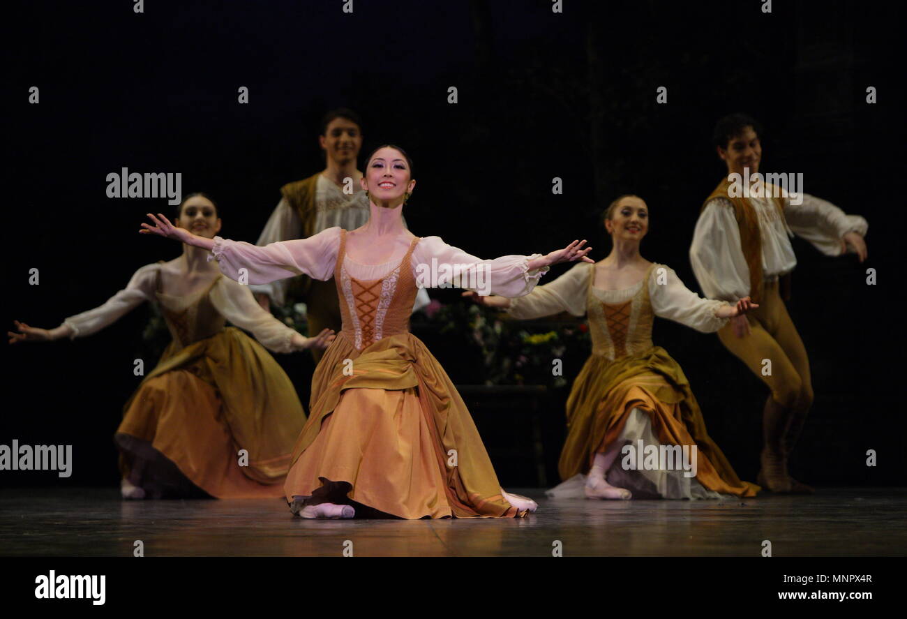 Swan Lake - the English National Ballet's production of the famous ...