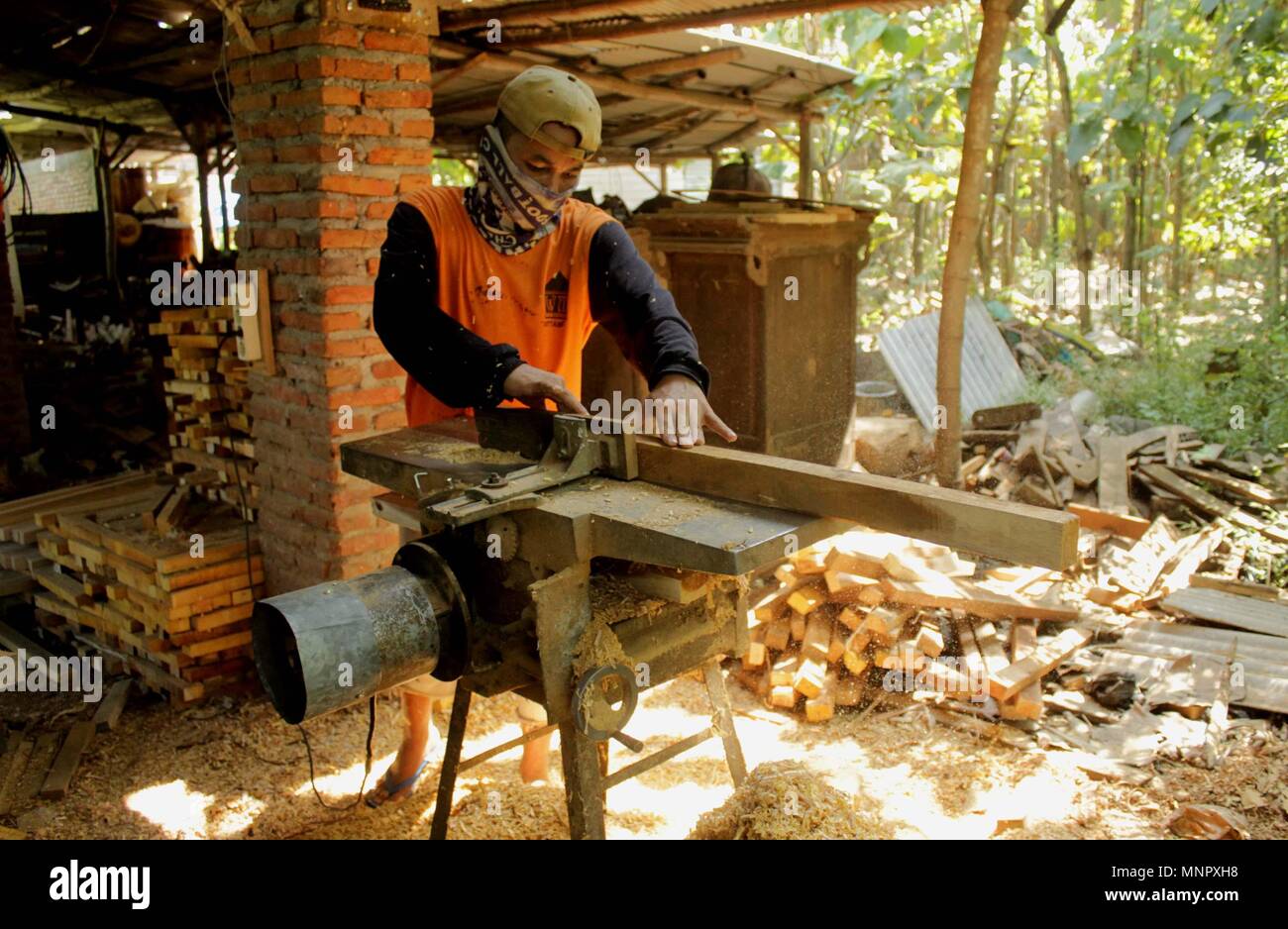 Crafter of bedug music instrument hi-res stock photography and images ...