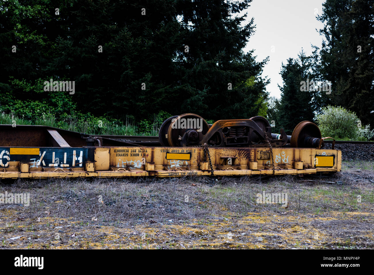Lying next to railway hi-res stock photography and images - Alamy